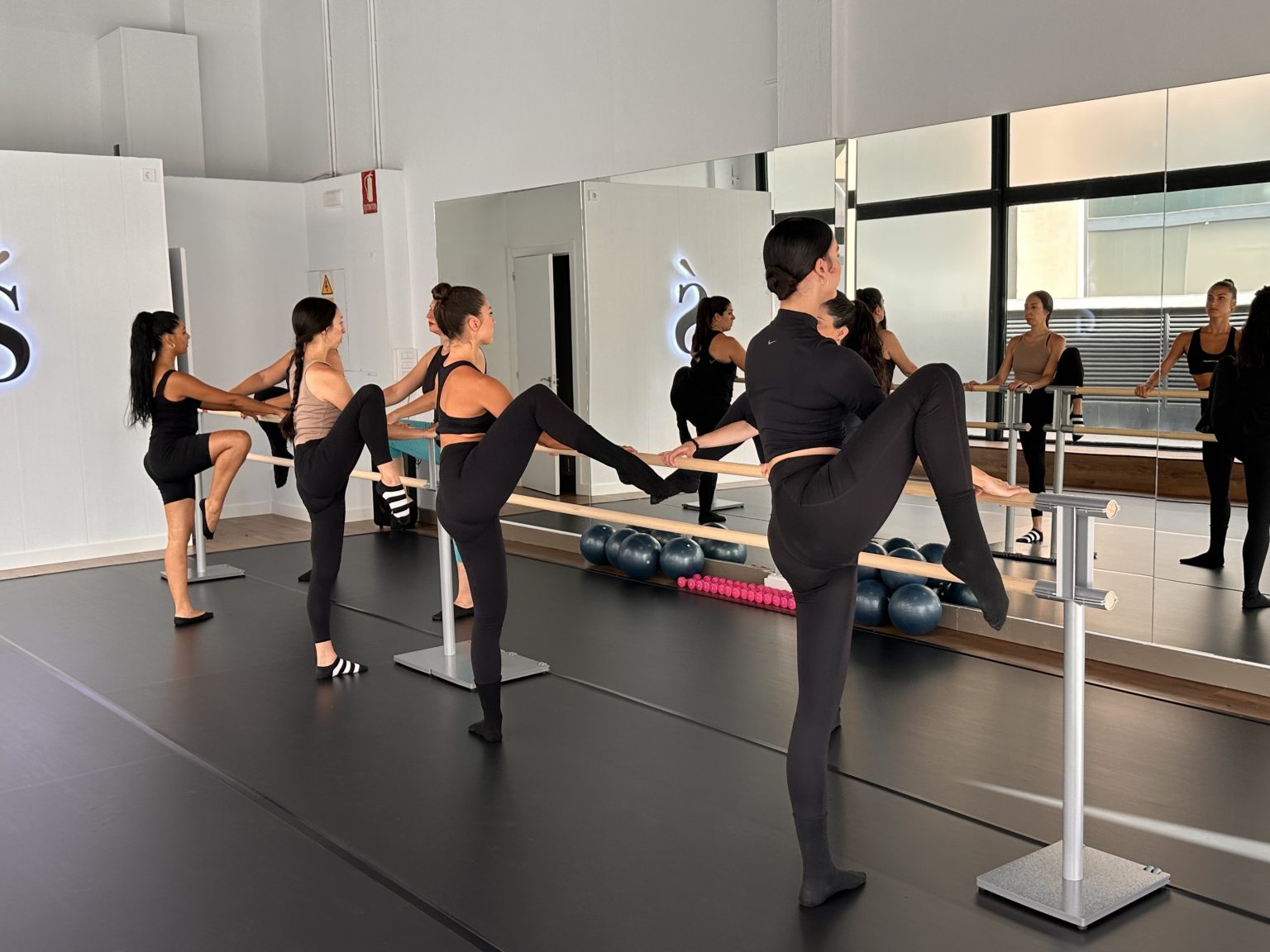Barre - Sara Martin Dance Center
